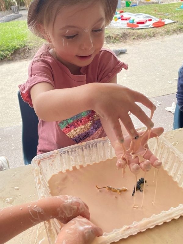 Sonas Huntingdale - Sticky Icky Goop - Sonas Childcare