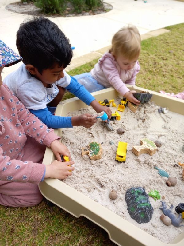Sonas Wanneroo - Our Tough Tray Exploration - Sonas Childcare