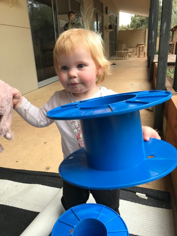 Sonas Atwell - Playing with Loose Parts - Sonas Childcare