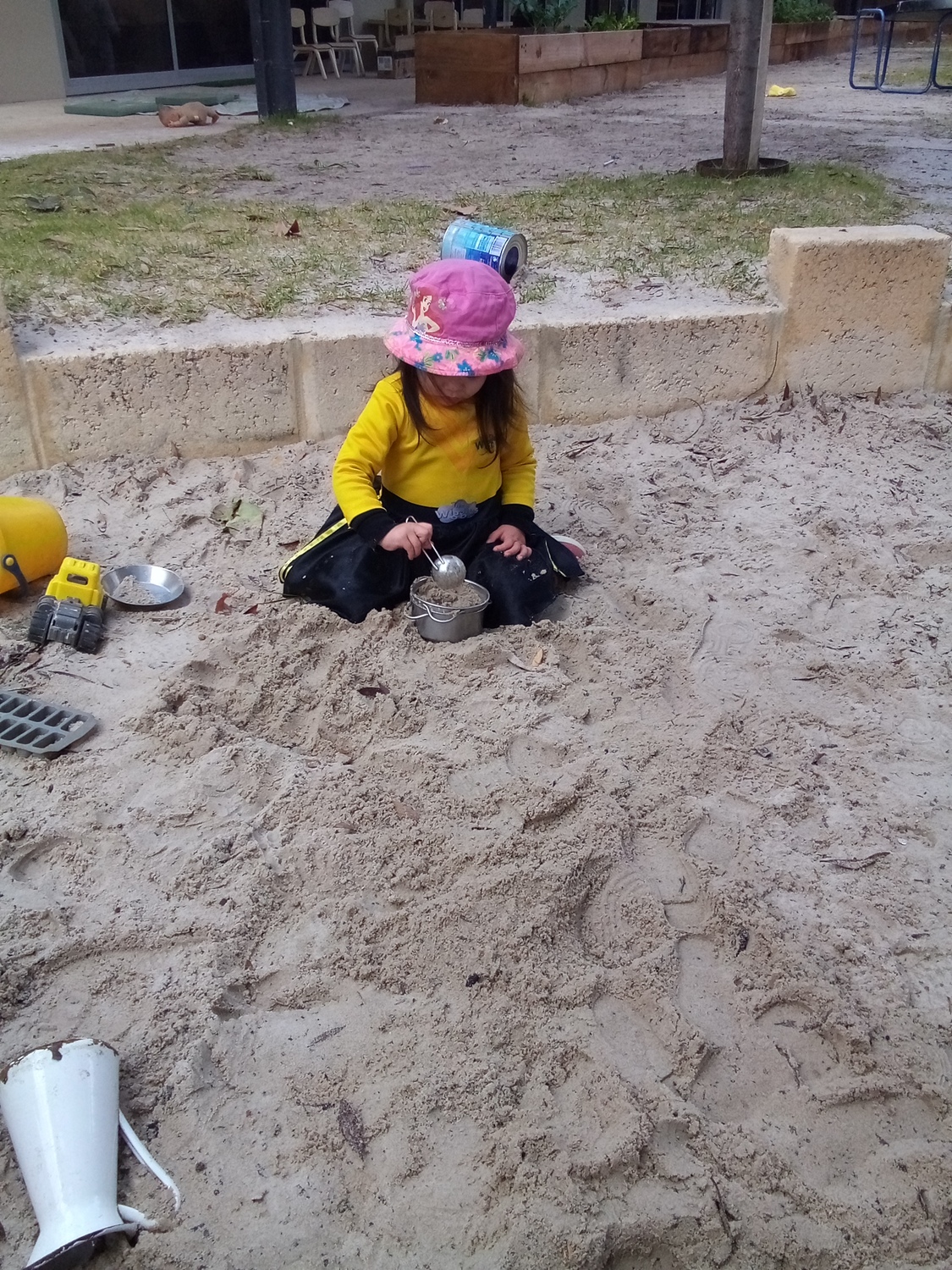 Sonas Atwell - Sandpit Play, Maths and Imagination - Sonas Childcare