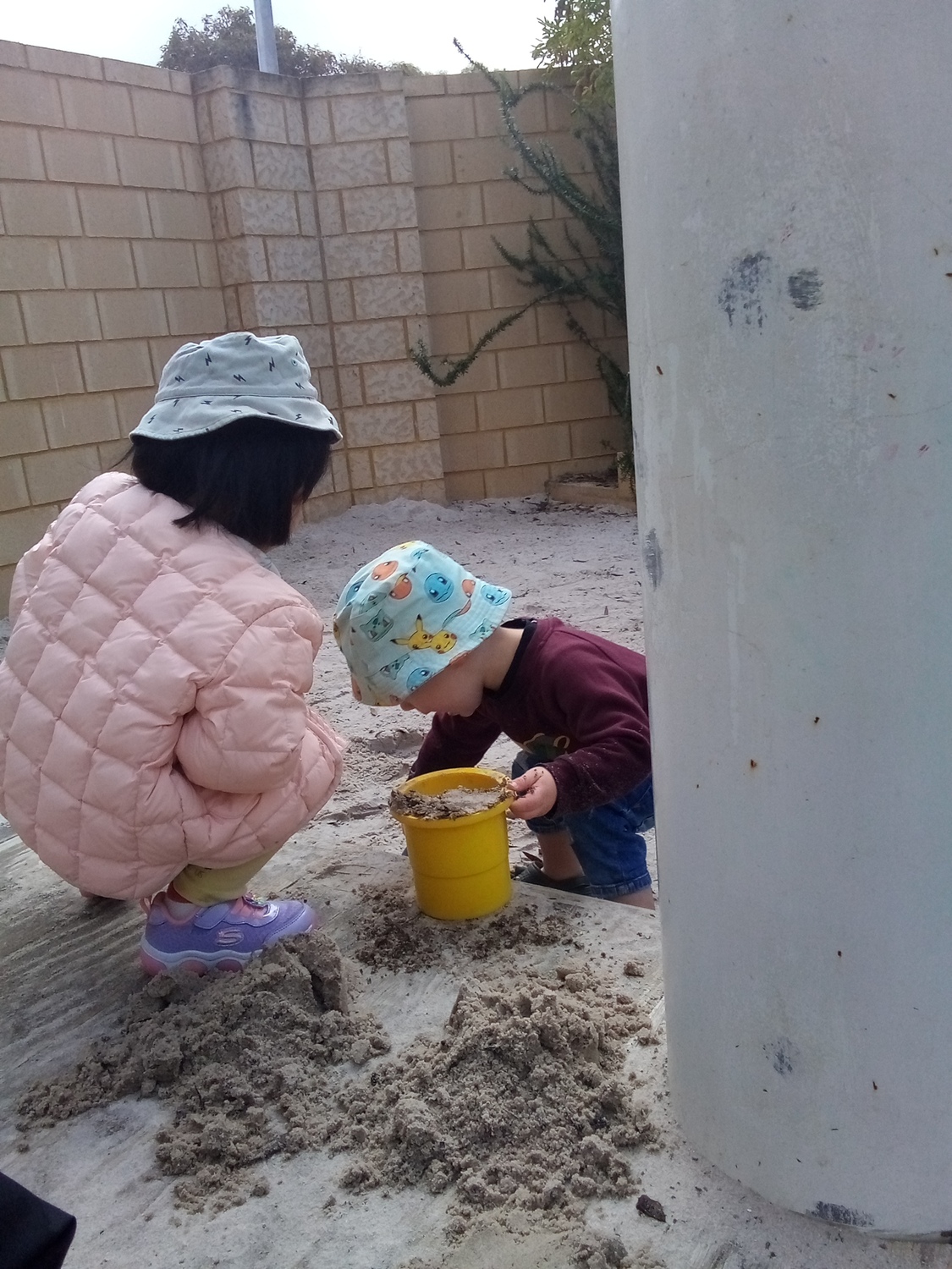 Sonas Atwell - Sandpit Play, Maths and Imagination - Sonas Childcare